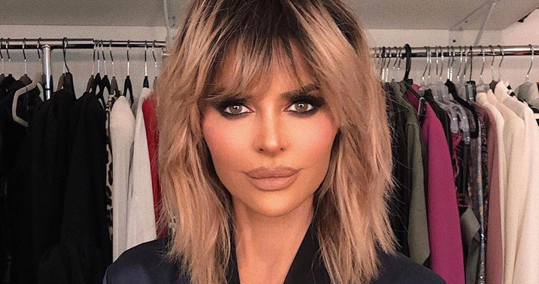 'RHOBH' Lisa Rinna Praised For Hot Bikini Body After Denise Richards Affair Jab - The Blast