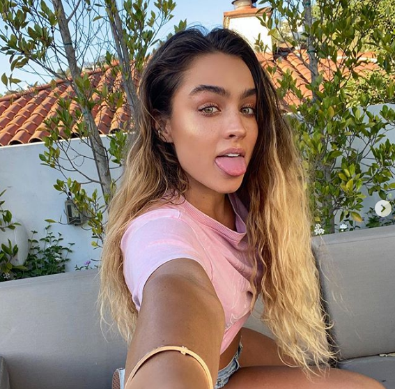 Sommer Ray's Insane Teen Workout Snags 4 Million Views Overnight - The ...