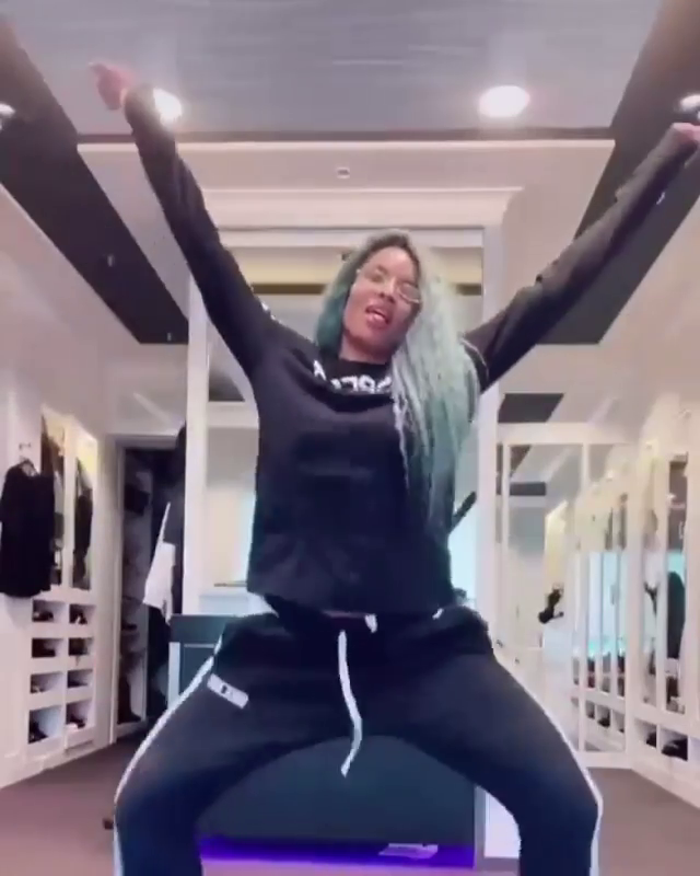 Megan Thee Stallion's Sultry 'Movie' Twerk In Tight Bodysuit Is Def Not Mellow Yellow - The Blast