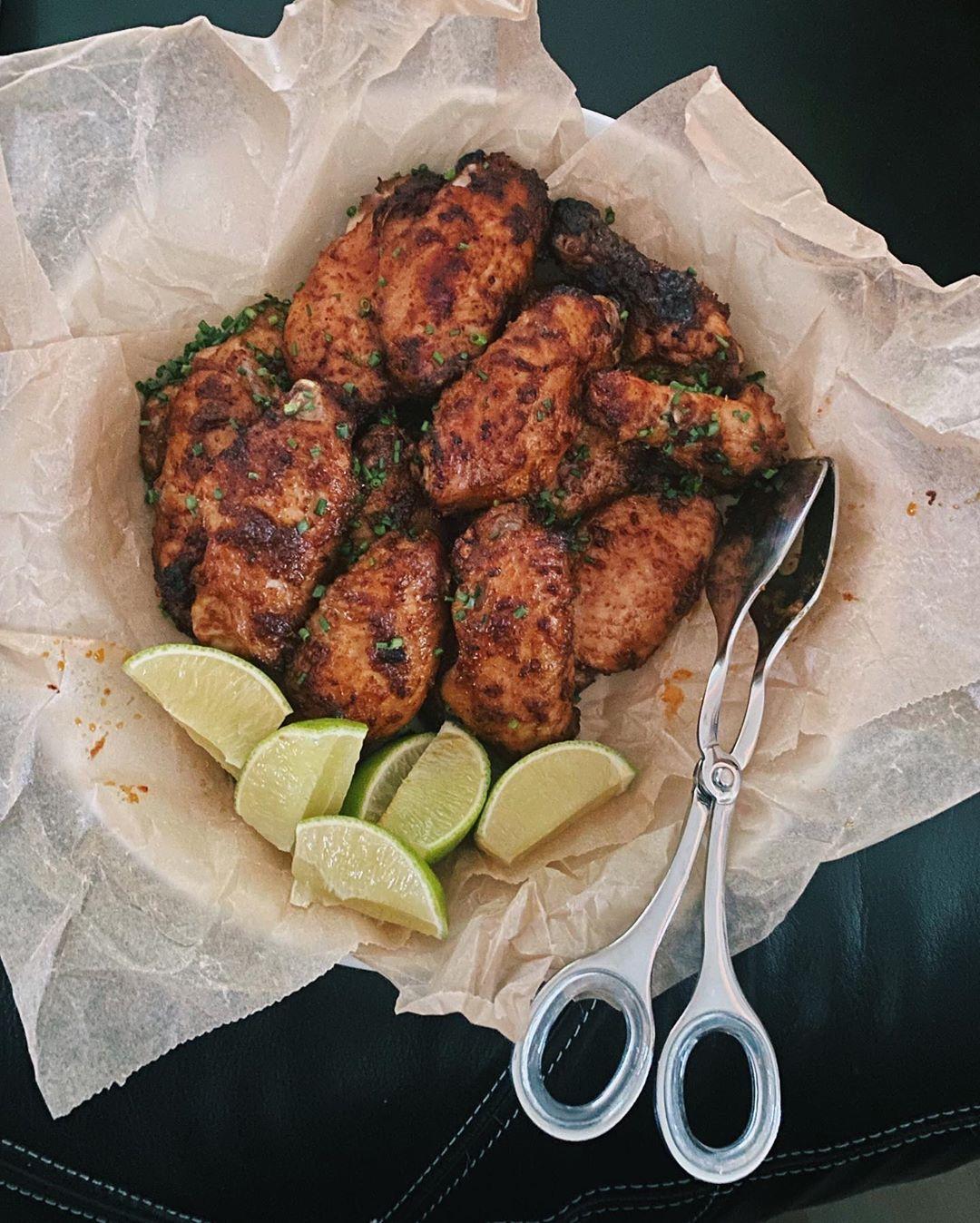 Kelly Ripa Flaunts Leather Dress, Takes 'Fireball' Before Live Show ...