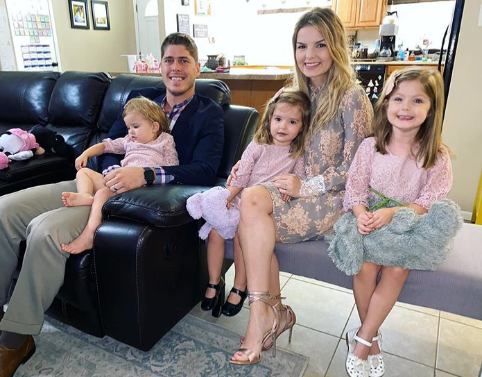 Is 'Bringing Up Bates' Star Alyssa Webster Putting On a Front? - The Blast