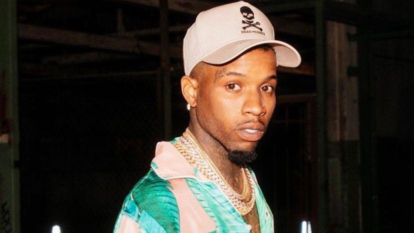 Tory Lanez Shows Off Full Set Of Hair After Going Viral For It Being A ...