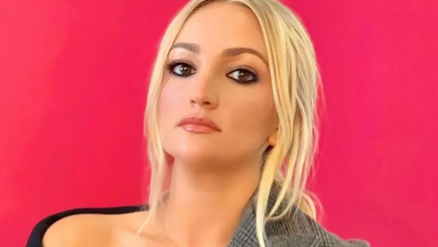 Britney Spears Sister Jamie Lynn Scorches In Dangerously Short Daisy