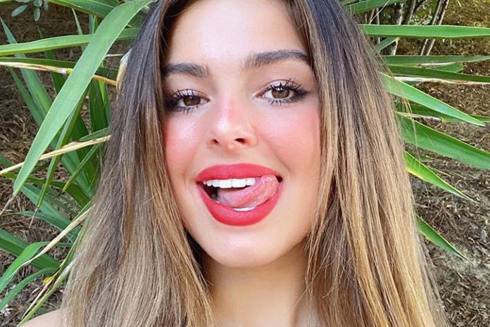 TikToker Addison Rae Gets 4 Million Likes For Bold Brows & Cheeky Look ...